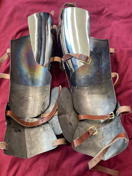 3/4 Articulated Leg Armor - Titanium – Valkyrie Forge Inc.